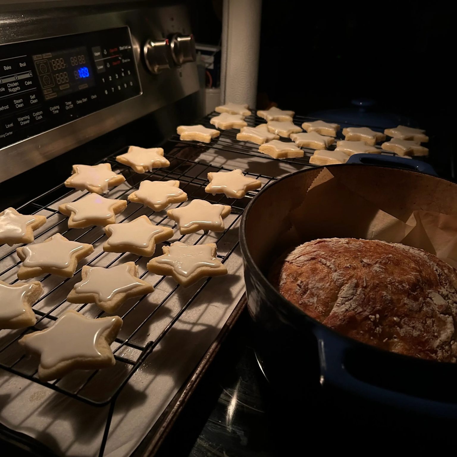 Weekend Afternoon Habits That Defined Family Life in the ’60s – Garlic Soda