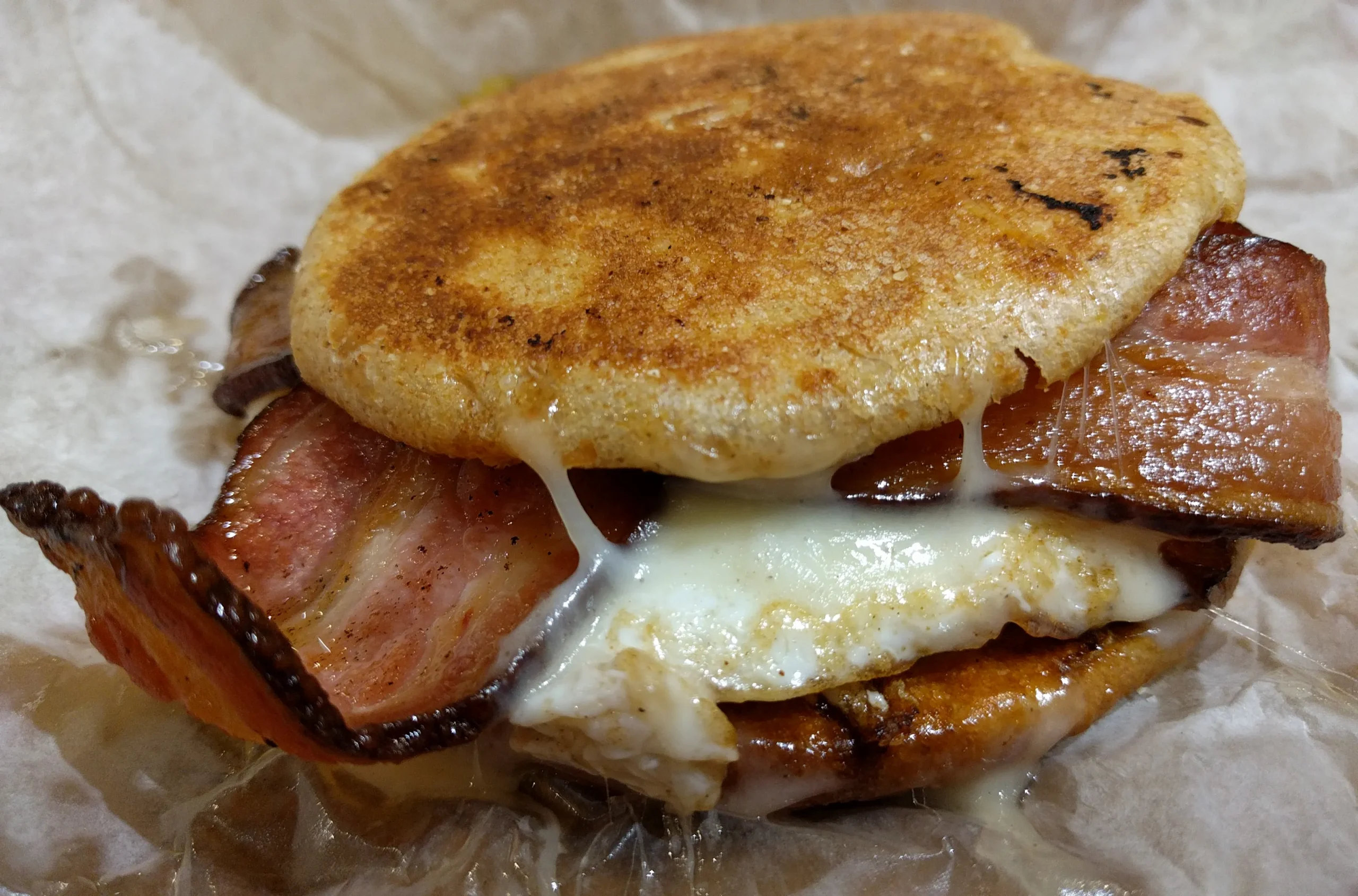 Fast Food Workers Share 30 Weird Orders They’ll Never Forget – Garlic Soda