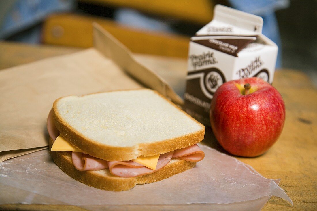 30 Quintessential School Lunches From the ’70s and ’80s – Garlic Soda