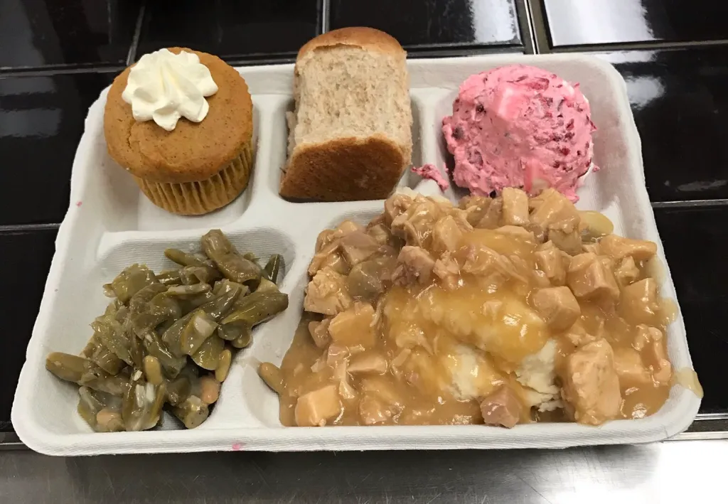 30 Quintessential School Lunches From the ’70s and ’80s – Garlic Soda