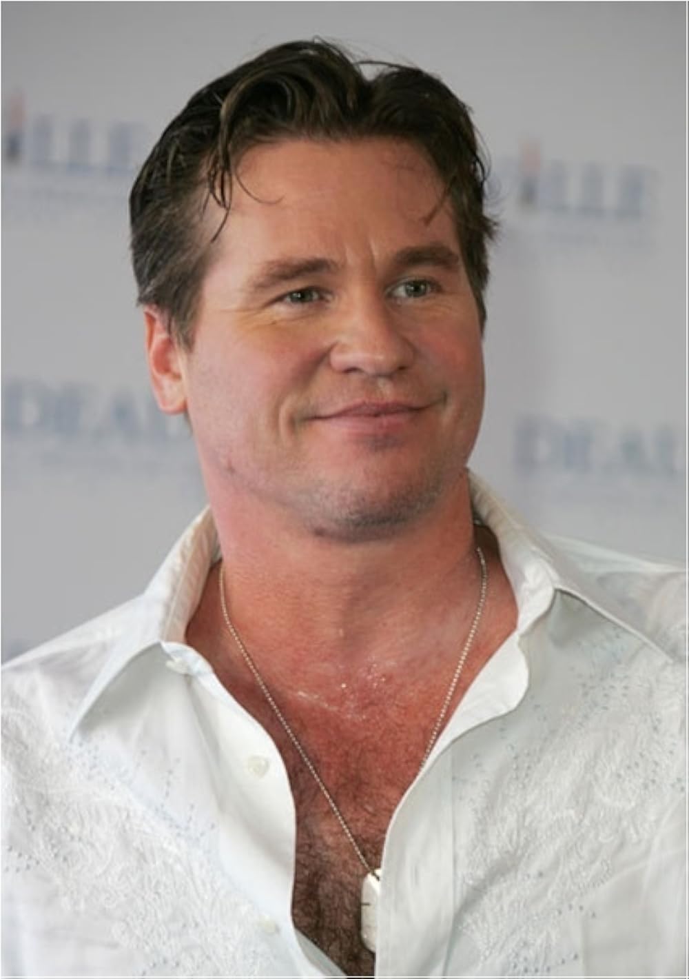 30 Famous Faces We Lost in the 2020s – Garlic Soda