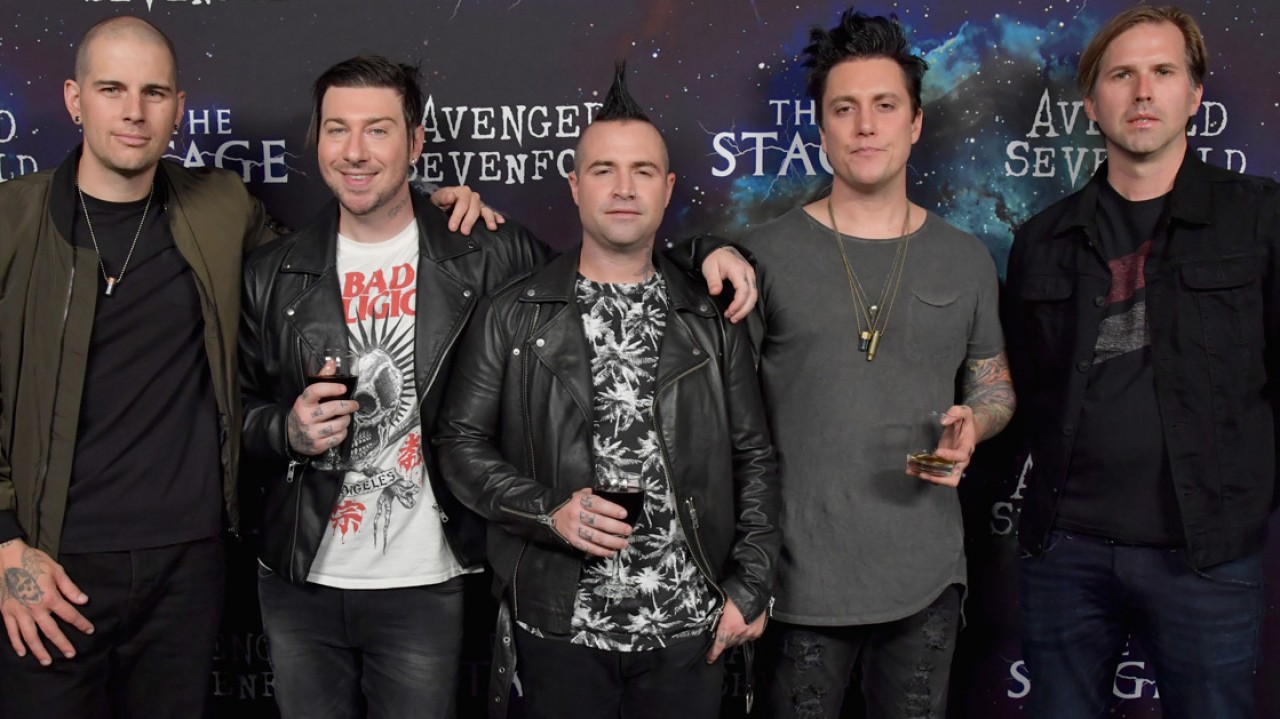 The Rock Bands Still Packing Venues and Booking Tours – Garlic Soda