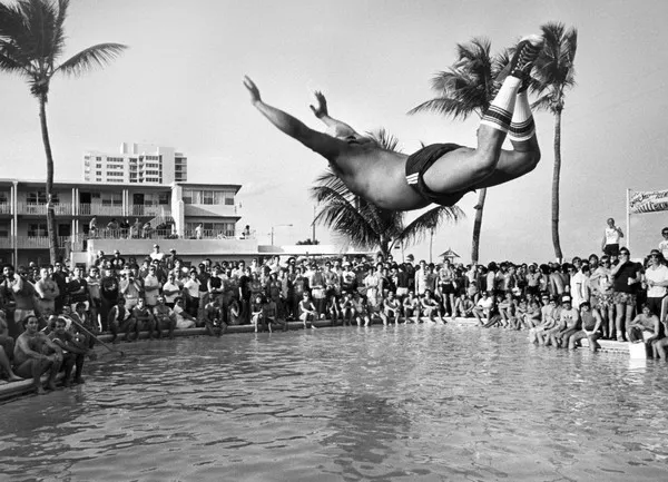 30 Old-School Spring Break Photos To Make You Feel 20 Again – Garlic Soda