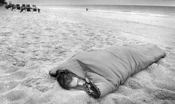 30 Old-School Spring Break Photos To Make You Feel 20 Again – Garlic Soda