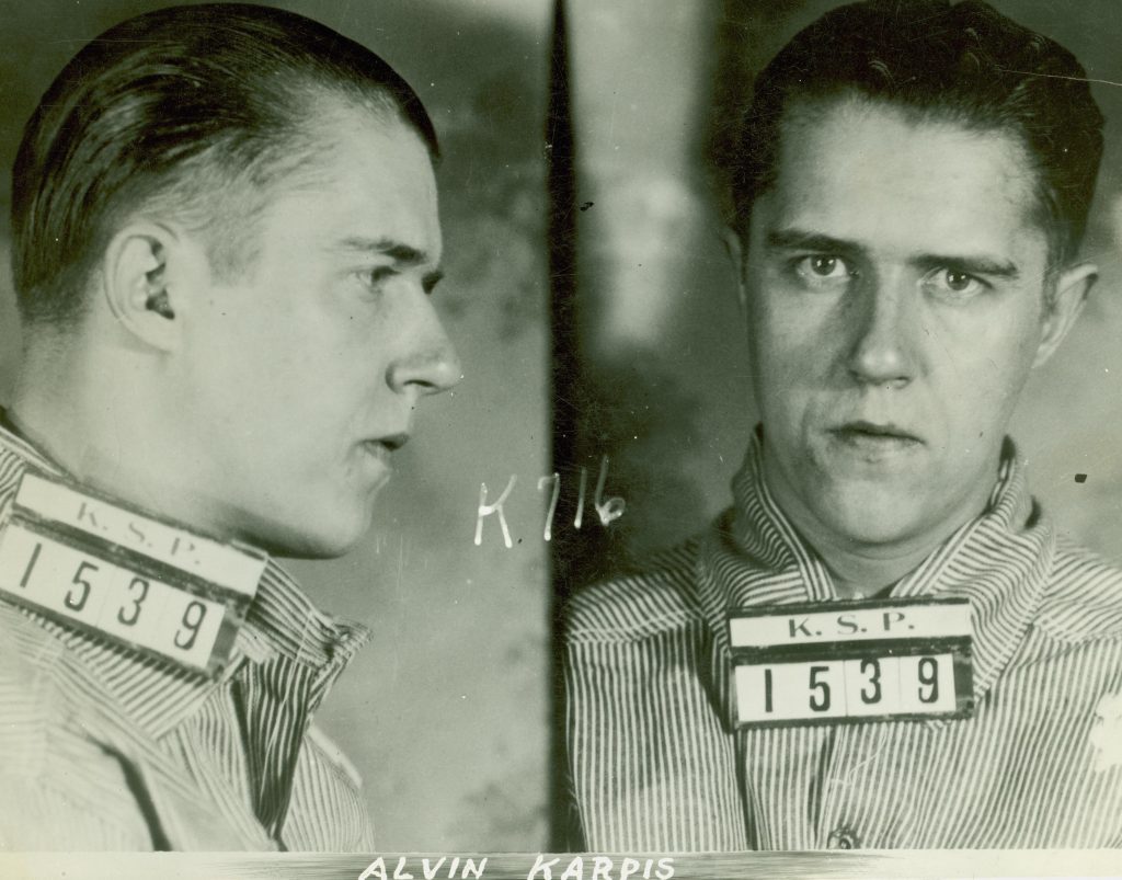 29 Infamous Inmates Who Once Called Alcatraz Home – Garlic Soda